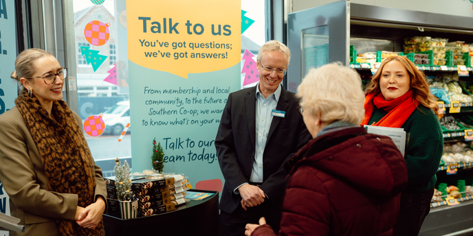 A Festive Morning in Emsworth - Southern Co-op